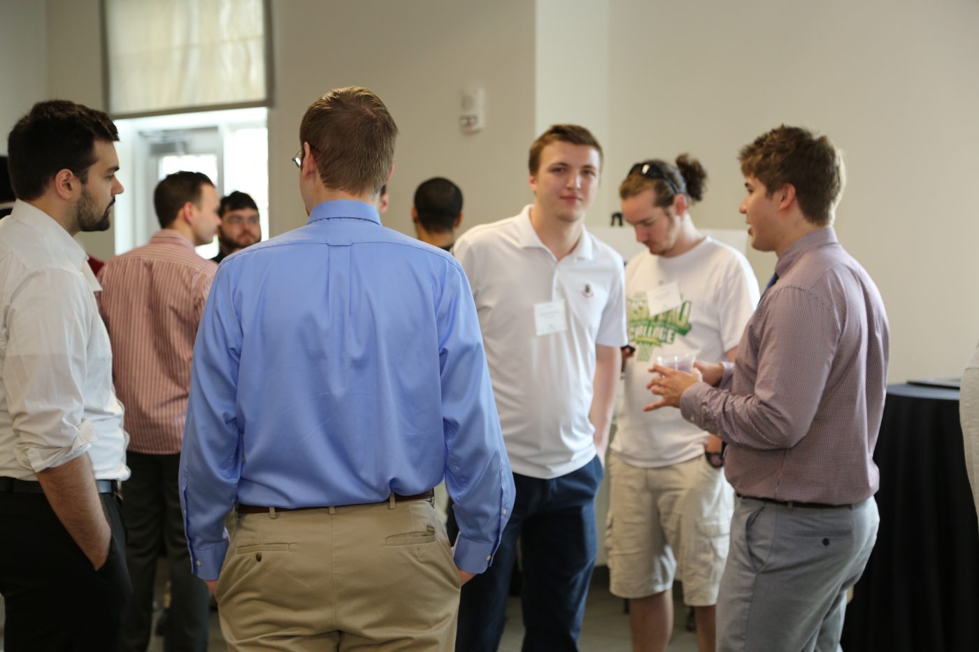 2016 Spring Innovative Project Showcase - College of Computing and ...