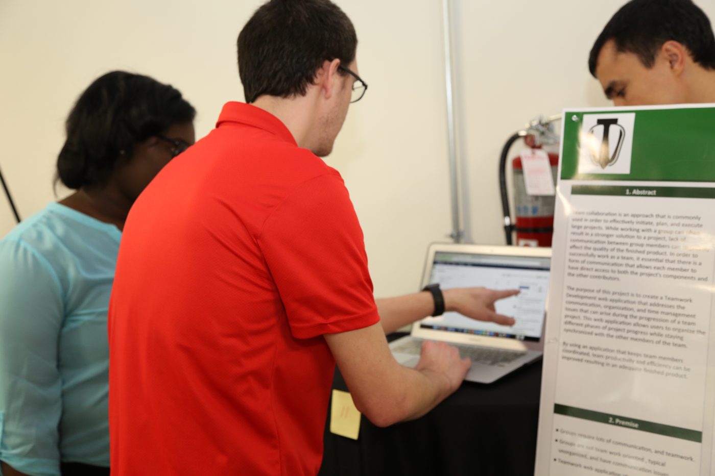 2016 Spring Innovative Project Showcase - College of Computing and ...